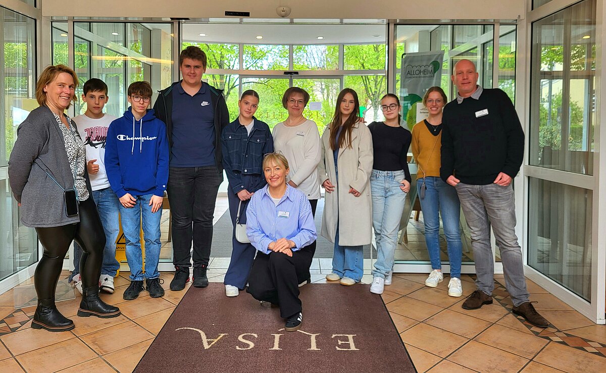 Mittelschule Lenting macht Betriebsbesuch - Alloheim Senioren-Residenz ...